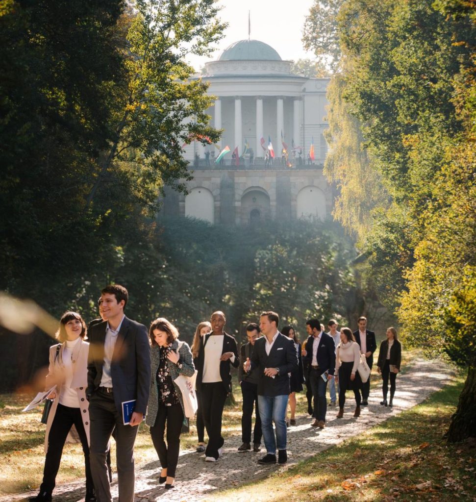 Applications to the College of Europe (2023-2024) now open - EU Neighbours